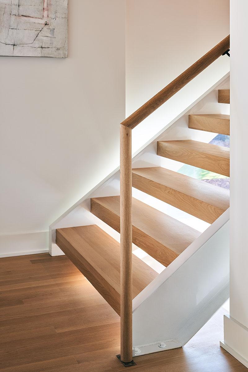 A Carolina Beach Home in Cool and Classic Modernism | Architects + Artisans